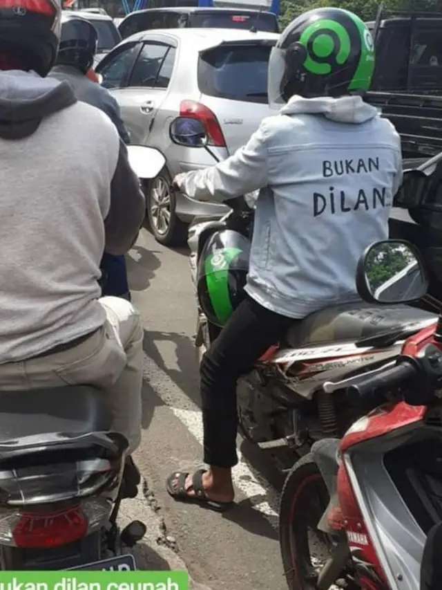 6 Tulisan di Belakang Jaket Ini Nyeleneh Pol, Bikin Ngakak - Hot Liputan6.com