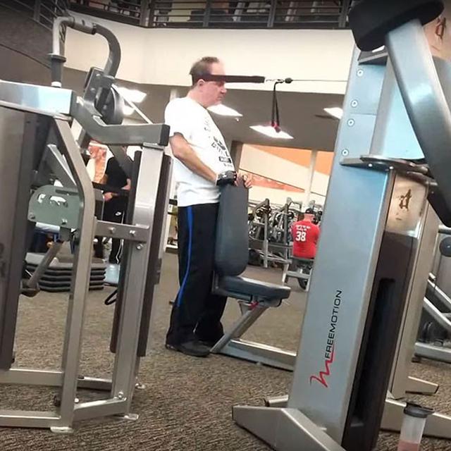 Enggak Jadi Sehat, Ini 6 Kelakuan Orang di Tempat Gym yang Kocak