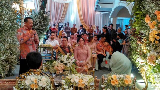 Putra Bambang Soesatyo Lamar Anak Mantan Sekda Karawang - News Liputan6.com