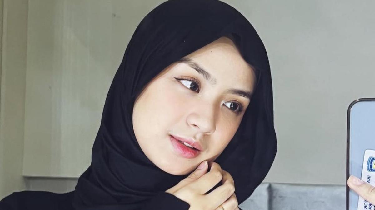 7 Gaya Hijab Kekinian ala Nashwa Zahira, dari Pashmina hingga Hijab Square yang Memikat - Hot ...