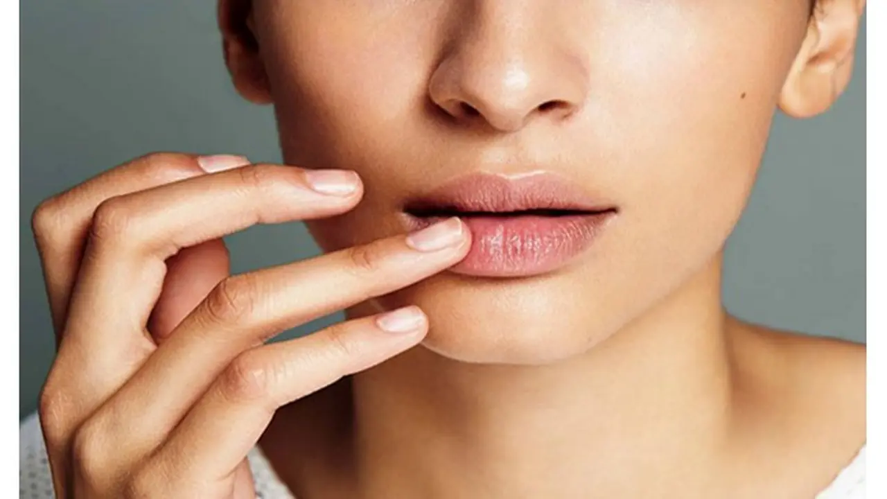Penyebab Muncul Bintik Putih di Bibir yang Harus Kamu Ketahui ...