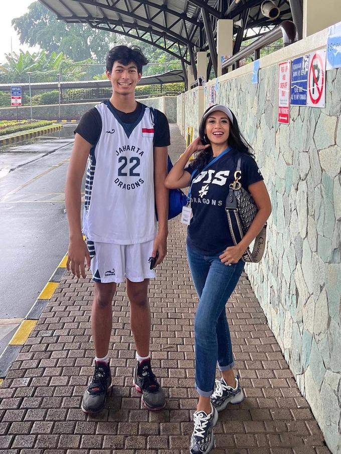 12 Potret Ganteng Marco, Anak Diah Permatasari yang Posturnya Hampir 2 ...