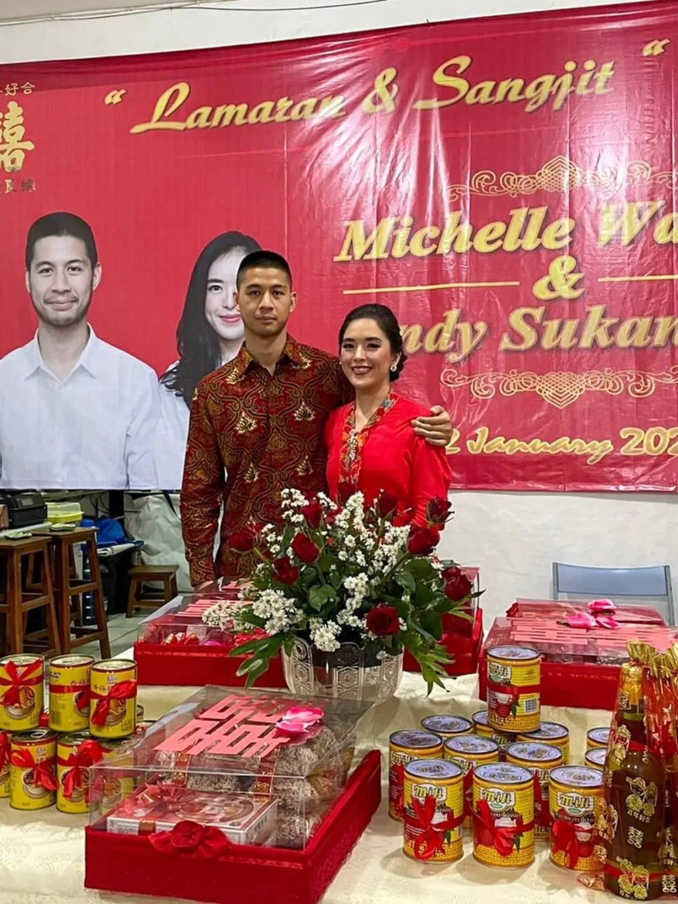 5 Potret Cantik Michelle Wanda Saat Lamaran, Pakai Adat Tionghoa