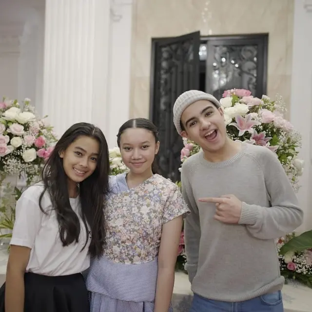 Dekat Sejak Kecil, Ini 6 Potret Persahabatan Aqeela Calista dan Suheil ...