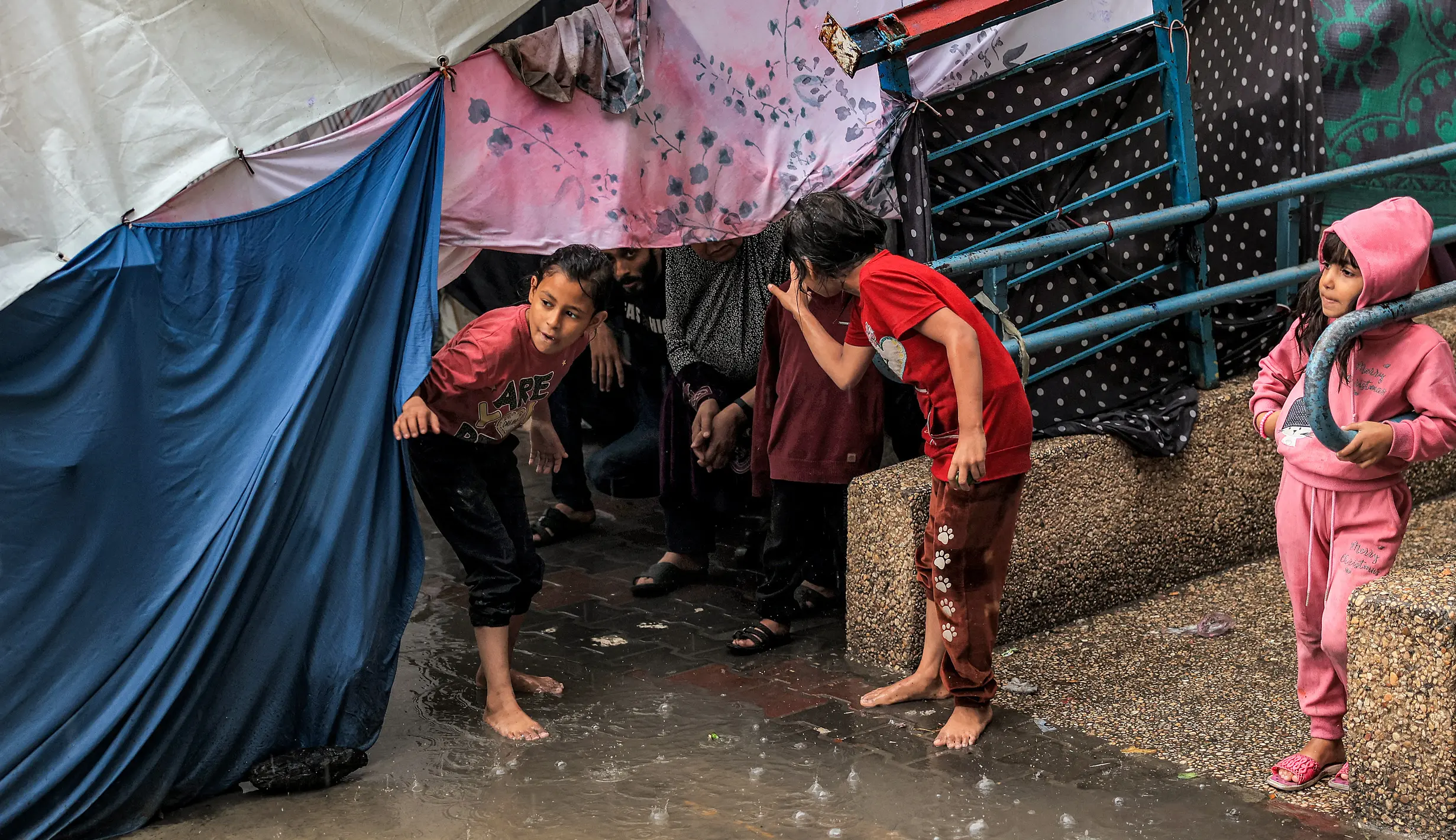 Hujan Pertama di Gaza Sejak Perang Israel-Hamas Memperburuk Kondisi ...