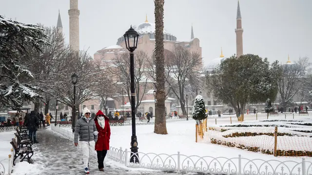 6 Fakta Menarik Hagia Sofia, Masjid di Turki yang Awalnya Dibangun ...