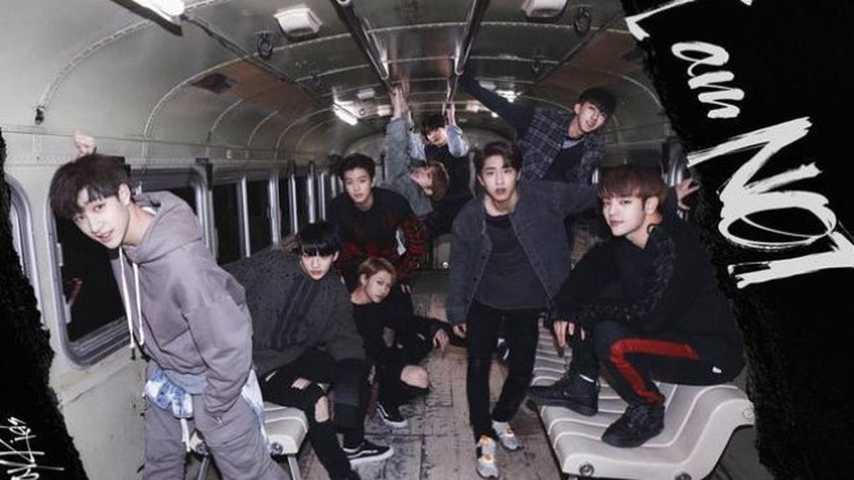 Dilarang Melakukan Live Streaming di Konser Stray Kids