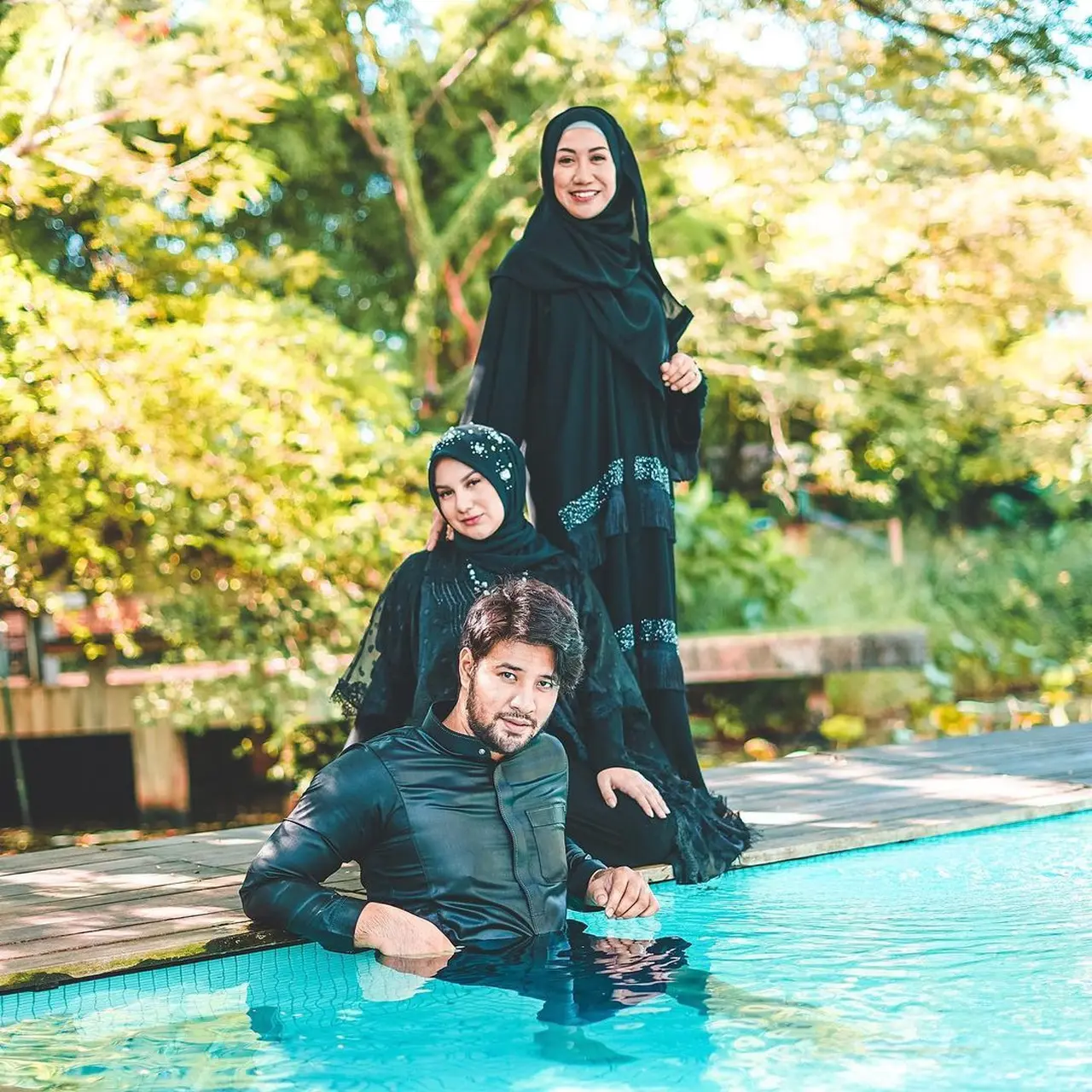 Potret Kedekatan 6 Aktor Tanah Air Bareng Ibu Mertua, Penuh Kehangatan - Hot Liputan6.com