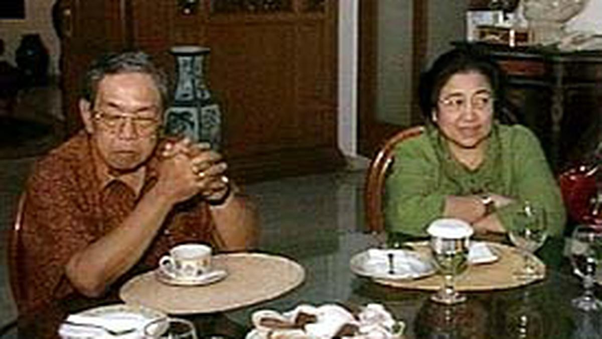 Gus Dur Bertemu Mega di Kebagusan