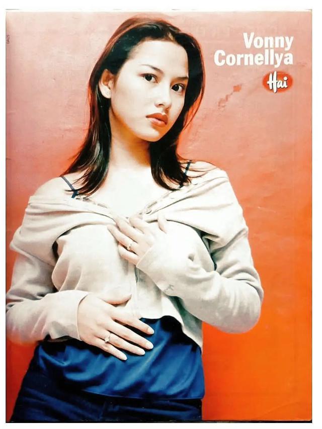 Genap 43 Tahun, Ini 7 Potret Transformasi Vonny Cornellya yang Tetap ...