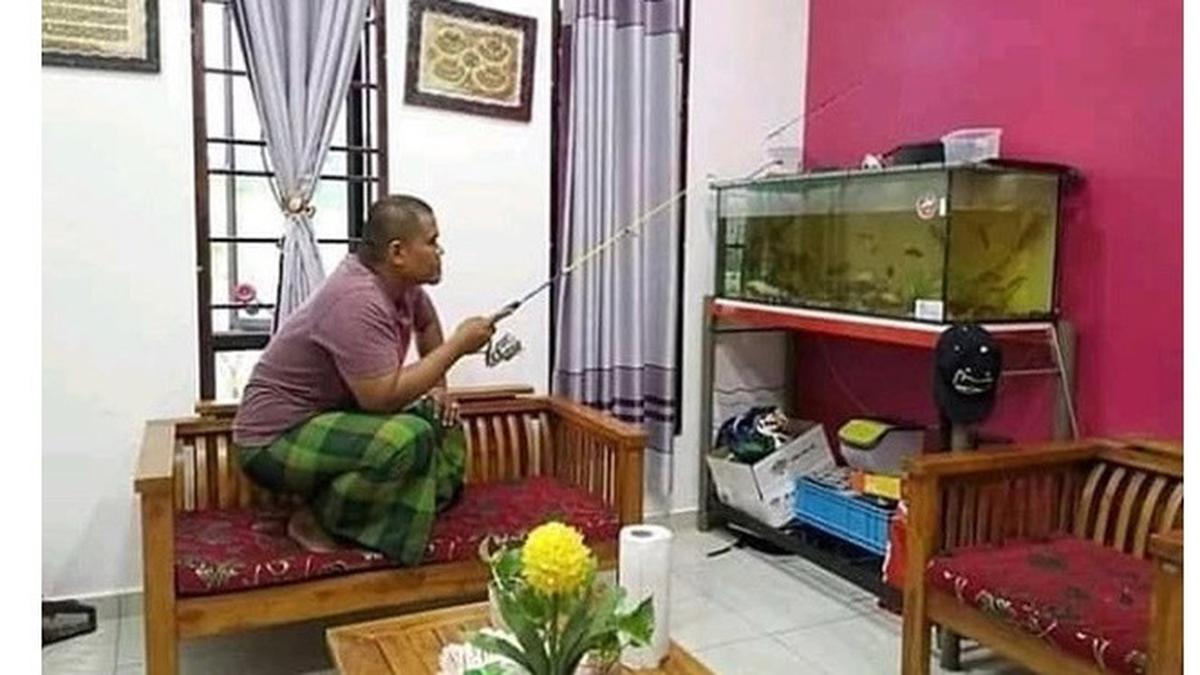 6 Kelakuan Nyeleneh Bapak-Bapak Saat di Rumah Ini Bikin Tepuk Jidat - Hot Liputan6.com