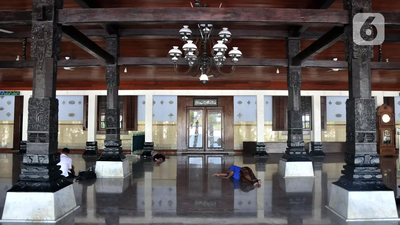 6 Fakta Menarik Masjid Demak yang Dibangun Raden Patah pada Abad ke-15 - Lifestyle Liputan6.com