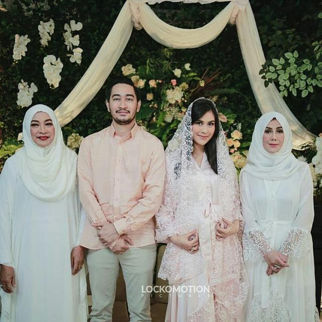6 Potret Kompak Syahnaz Sadiqah dan Ibu Mertua, Akur dan Bahagia - Hot ...