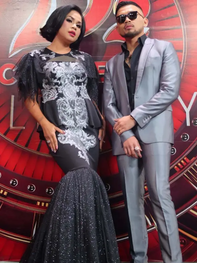 Heboh Adik Melaney Ricardo, Roy Ricardo Bayar Parkir Rp 8,6 Juta ...