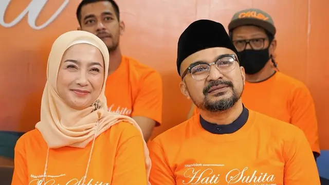 6 Kebersamaan Desy Ratnasari dan David Chalik, Beredar Kabar Akan ...