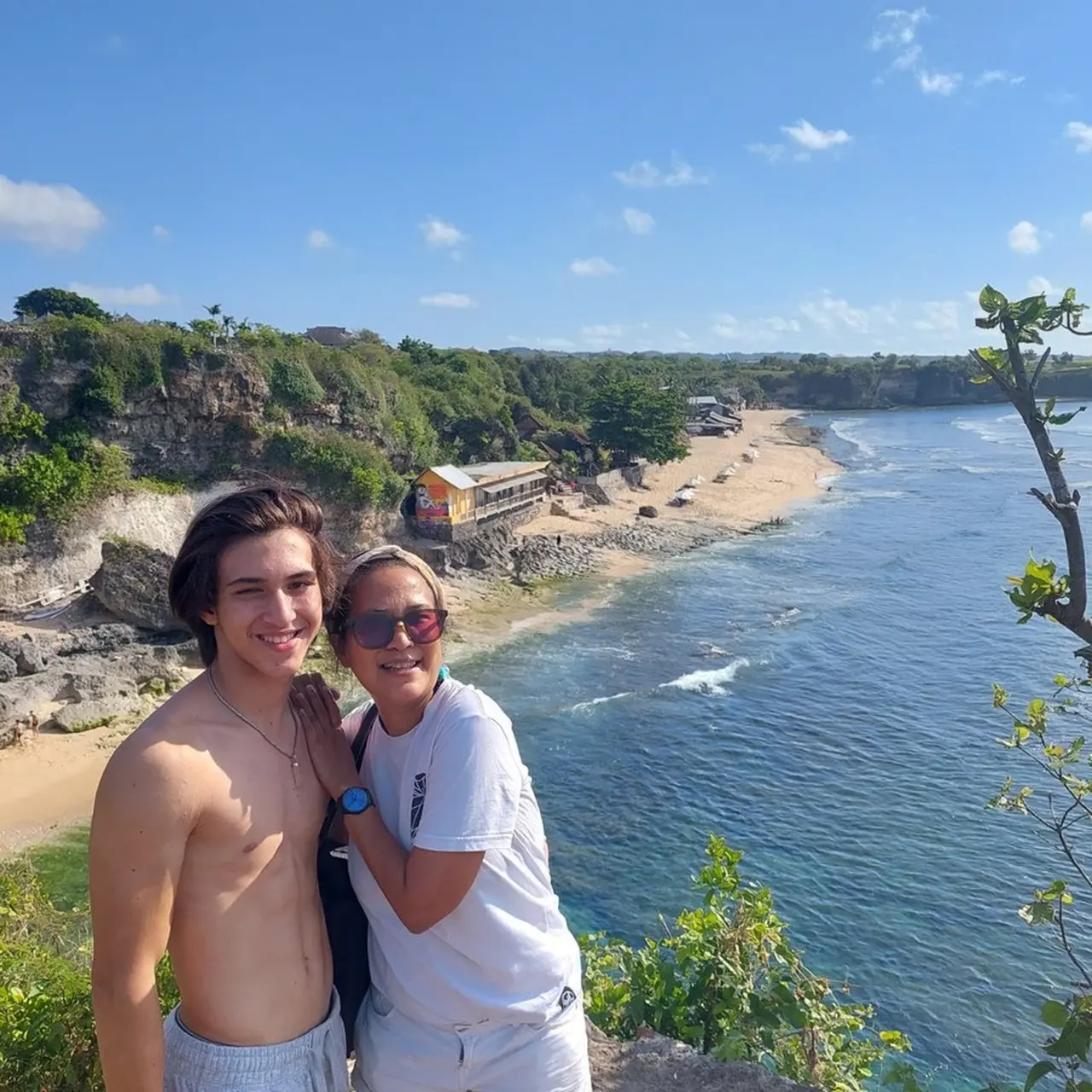 Jarang Terkspose, Ini 7 Potret Kai Bejo Anak Oppie Andaresta yang ...