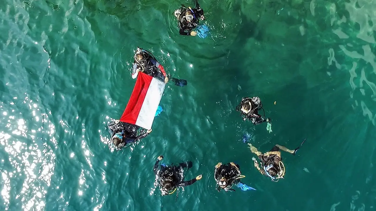 Mengenal Wisata Danau Matano, Masuk Daftar Danau Terdalam ke-10 di ...