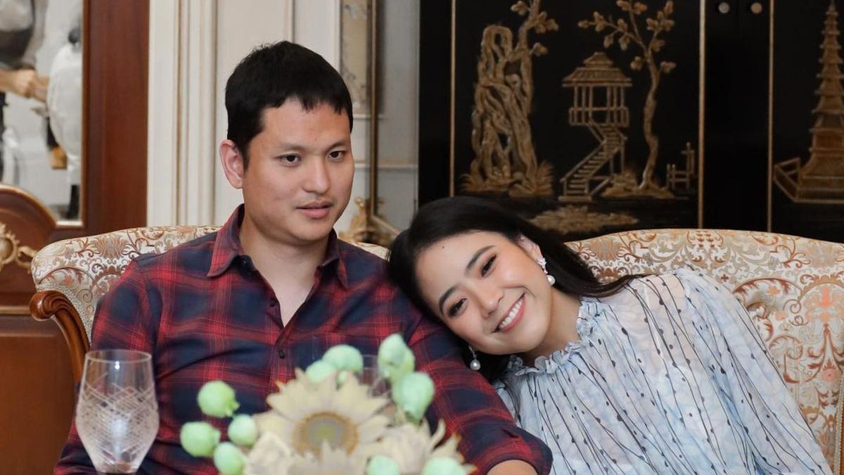 Potret Mesra Jessica Tanoesoedibjo dan Jonathan Natakusuma, 2 Anak Bos ...