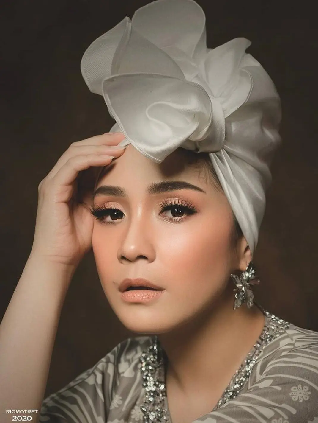 7 Inspirasi Gaya Makeup ala Nagita Slavina, dari Natural hingga Bold - Photo Fimela.com