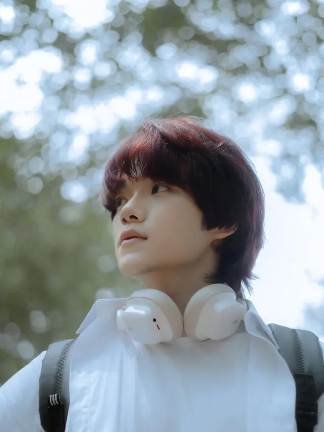 6 Potret Selebgram Frederick Yang, Dikira Taeyong NCT saat Nonton ...