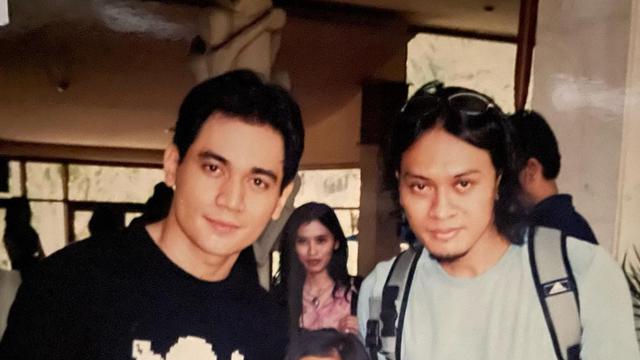 7 Potret Tyo Nugros, Drummer Dewa 19 yang 'Menolak Tua' di Usia 52 ...