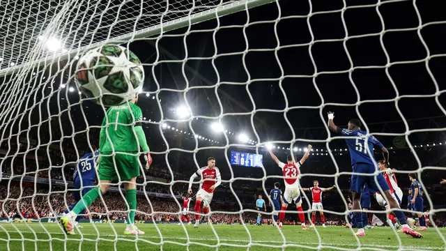 Liga Champions: Gawangnya Kebobolan oleh Ousmane Dembele, David Raya ...