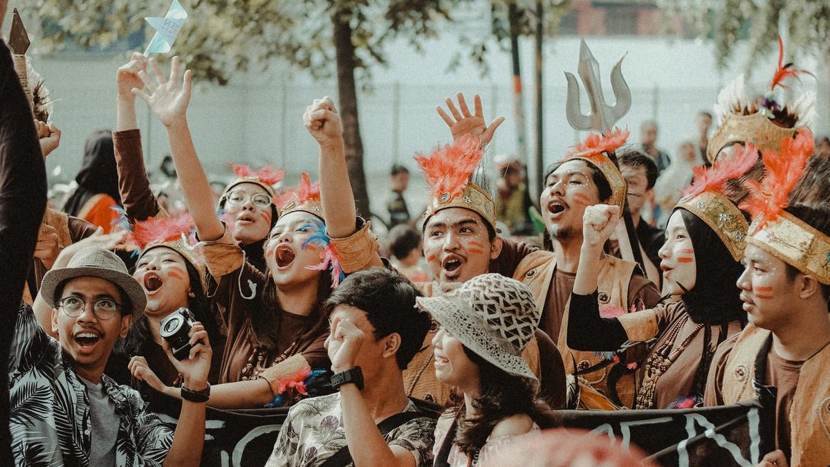 10 Karakteristik Gen Z yang Jarang Dibahas, Simak Kelebihannya ...