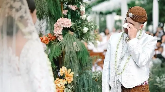 10 Potret Hana Saraswati Menikah, Pakai Kebaya Putih Cantik Menawan - Entertainment Fimela.com