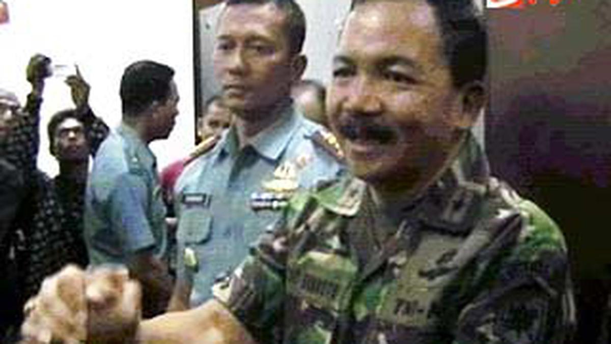 Atribut Wartawan Korban Penganiayaan Dikembalikan - News Liputan6.com