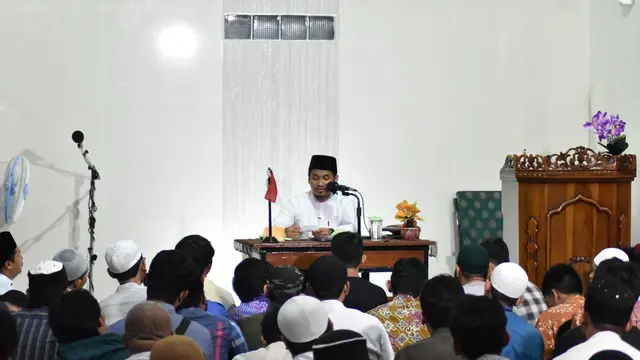 Contoh Pidato Islami Singkat Berbagai Tema - Ragam Bola.com