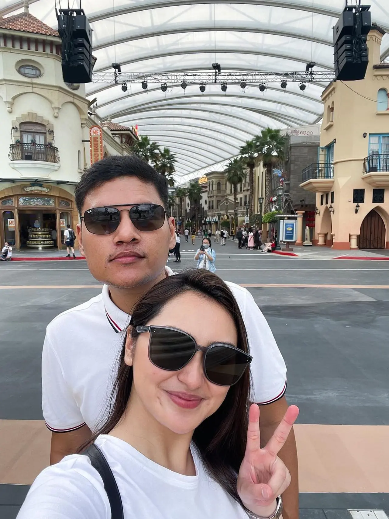 Baru Diungkap, Ini 6 Momen Kebersamaan Memes Prameswari dan Suami ...