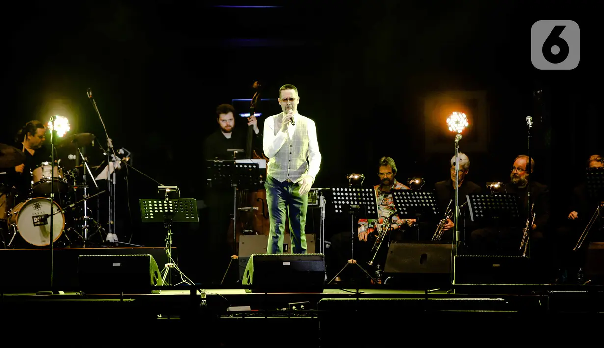 FOTO: Penampilan Jamie Aditya and Ron King Big Band di BNI Java Jazz ...