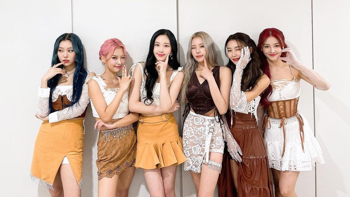 Tinggalkan MLD Entertainment, Ini Momen Kebersamaan Keenam Member MOMOLAND