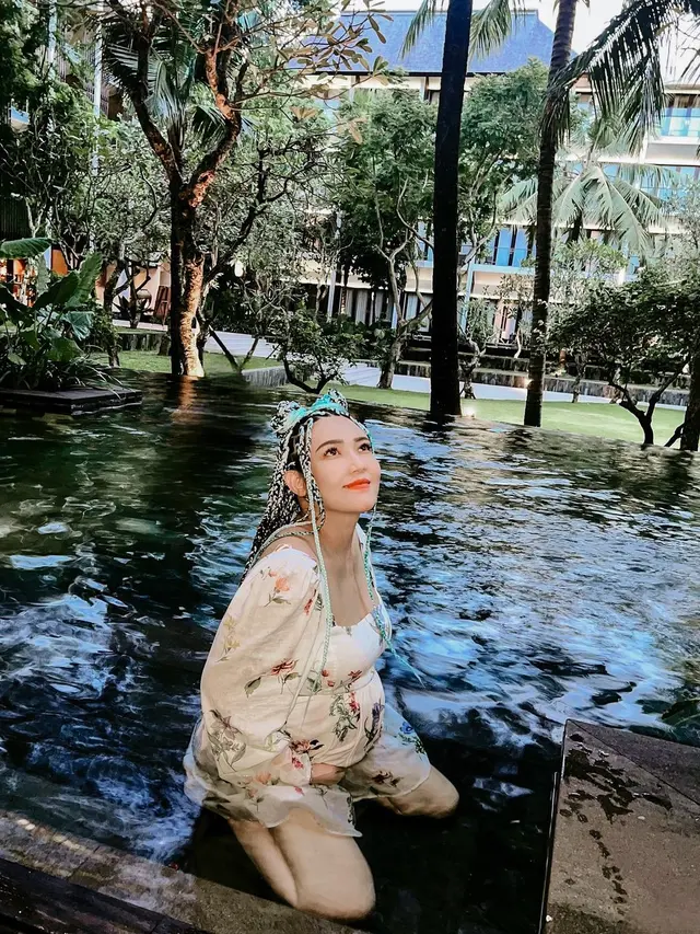 6 Potret Via Vallen dengan Rambut Cornrow, Bikin Pangling - Hot ...