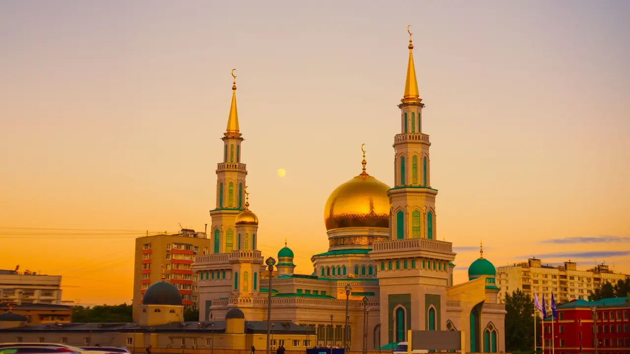 Mengapa Muharram Termasuk Salah Satu Bulan Haram dalam Islam? Simak ...