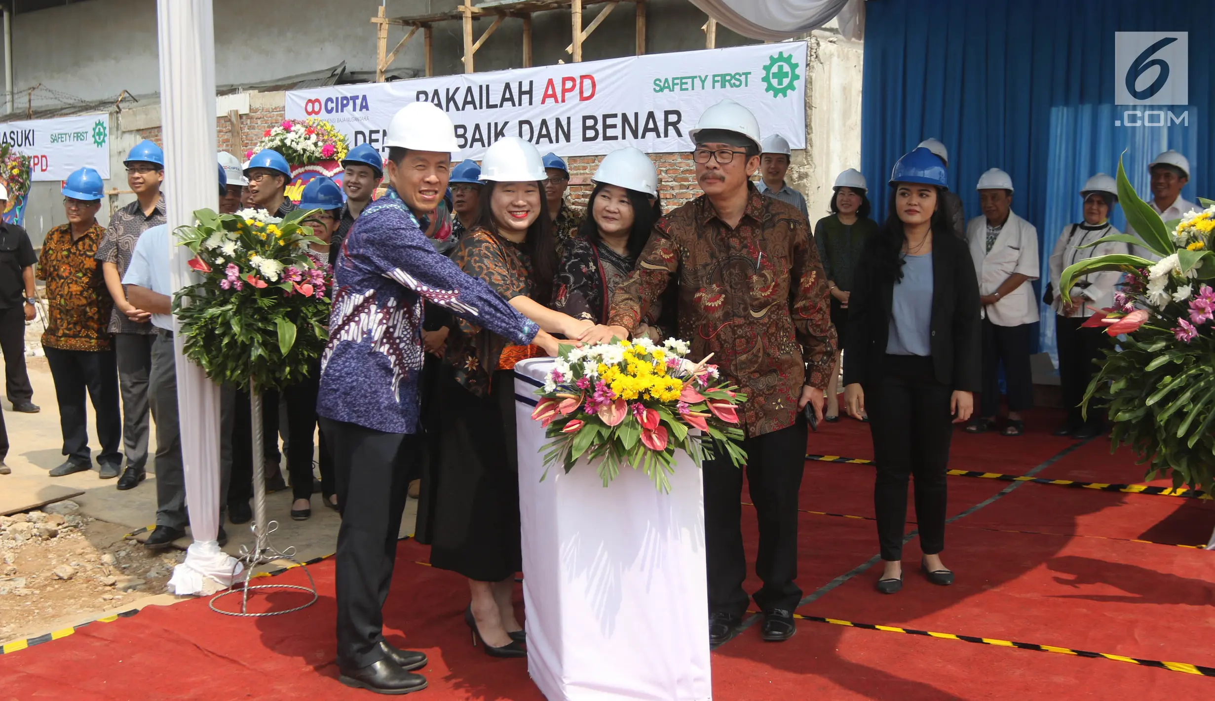 FOTO: Resmi, Groundbreaking Gedung Baru RS EMC Tangerang - Foto ...