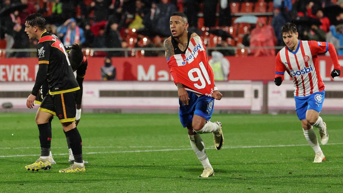 Menang Telak atas Rayo Vallecano, Girona Bayangi Real Madrid di Puncak ...