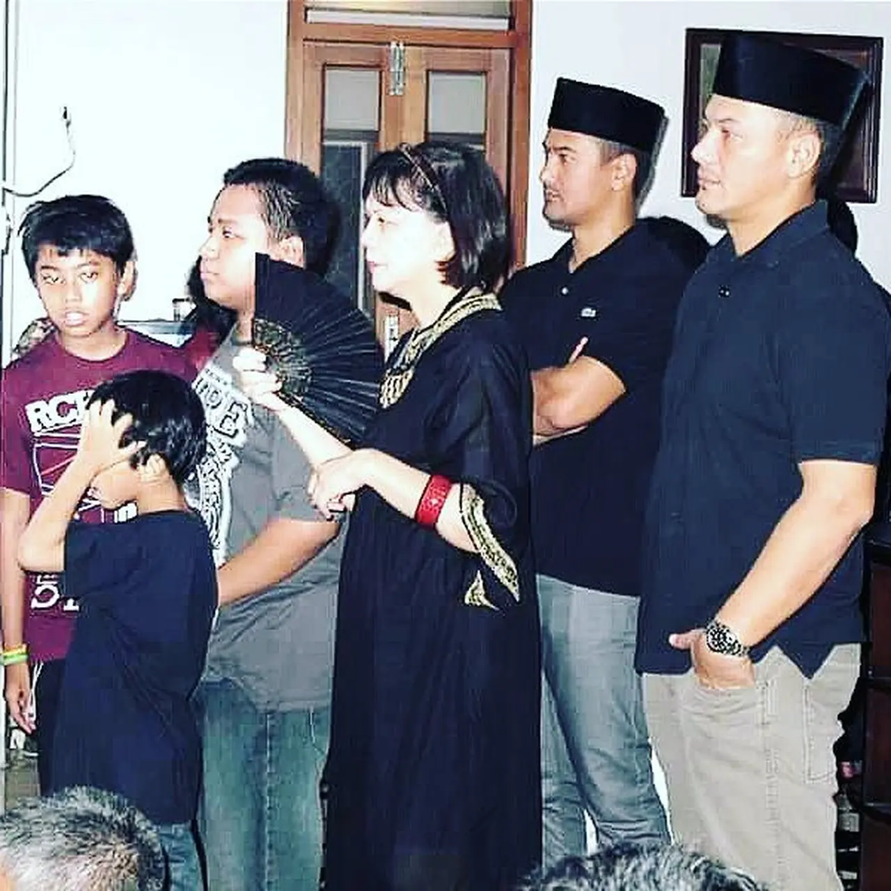 Jadi Wali Nikah Aaliyah, Ini 6 Potret Lawas Mudjie Massaid Bareng Adjie Massaid - Hot Liputan6.com