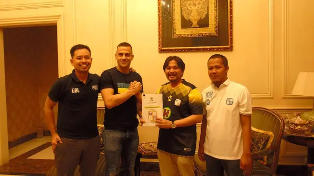 Resmi Gabung Barito Putera, Aleksandar Rakic Bertekad Cetak Banyak Gol ...