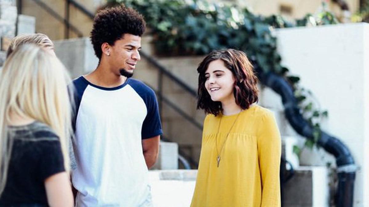 Nyatanya, Ini 7 Alasan Banyak Orang Tetap Berteman dengan Mantan