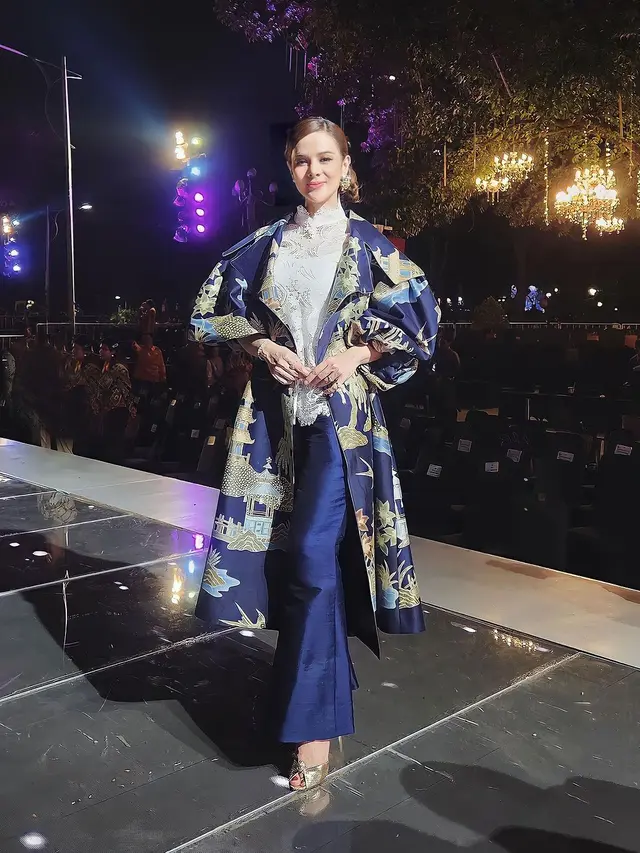 Astrid Tiar Pilih Warna Baju Sesuai Suasana Hati untuk Ekspresikan Diri ...
