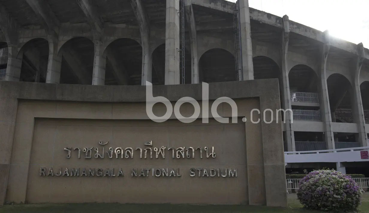 Megahnya Stadion Rajamangala Saksi Final Piala AFF 2016 - Foto Bola.com