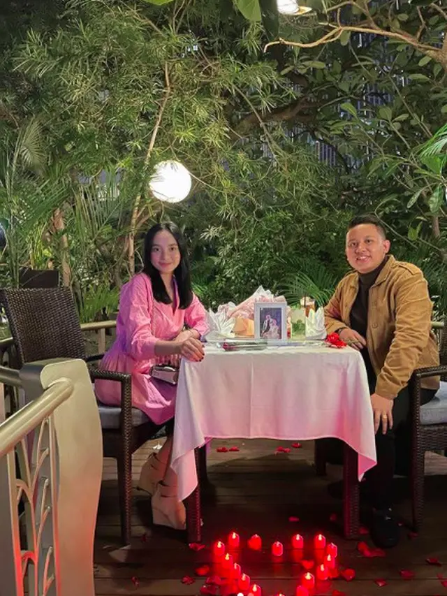 Jarang Tersorot, Ini 6 Potret Kebersamaan Lyodra Ginting dan Kekasih - Hot Liputan6.com