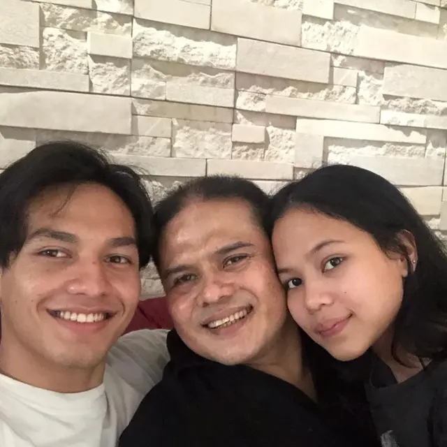 Sering Dikira Pacar, Ini 6 Potret Kebersamaan Jefri Nichol dan Sang Adik - Hot Liputan6.com