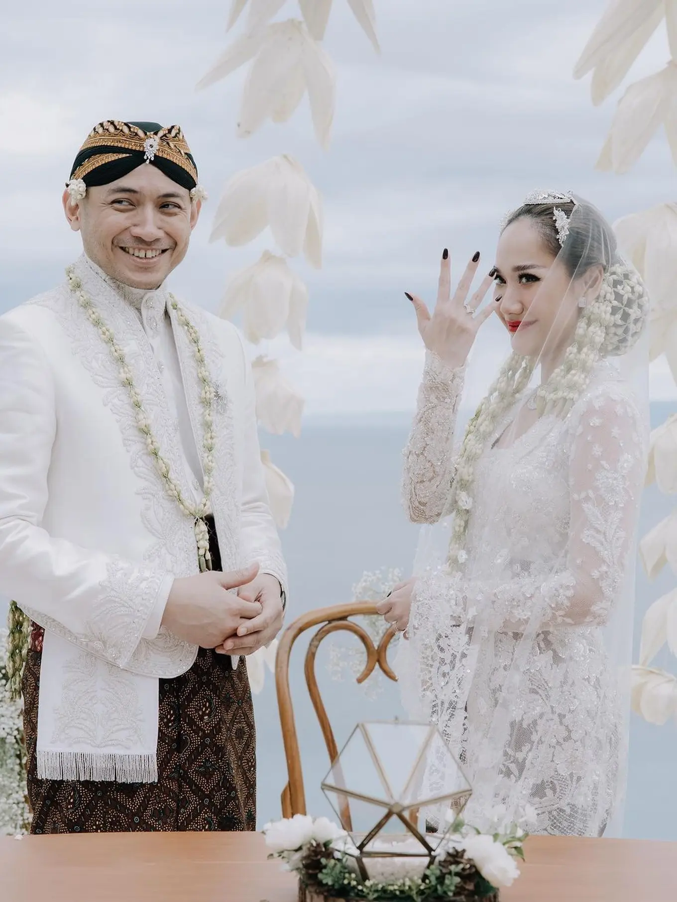 Detail Cincin Pernikahan Bunga Citra Lestari dan Tiko Aryawardhana, Terlihat Mewah dengan ...