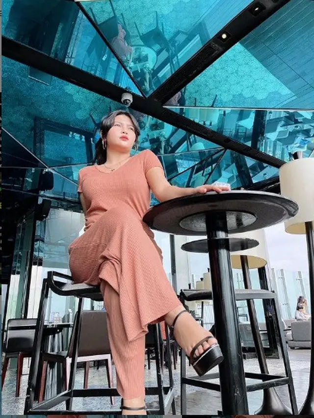 Dipuji Makin Langsing, Ini 7 Potret Terbaru Rosa Meldianti Keponakan Dewi Perssik - Hot Liputan6.com