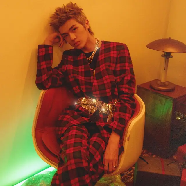 7 Potret Warren Hue, Rapper Asal Indonesia yang Gabung dengan 88Rising ...