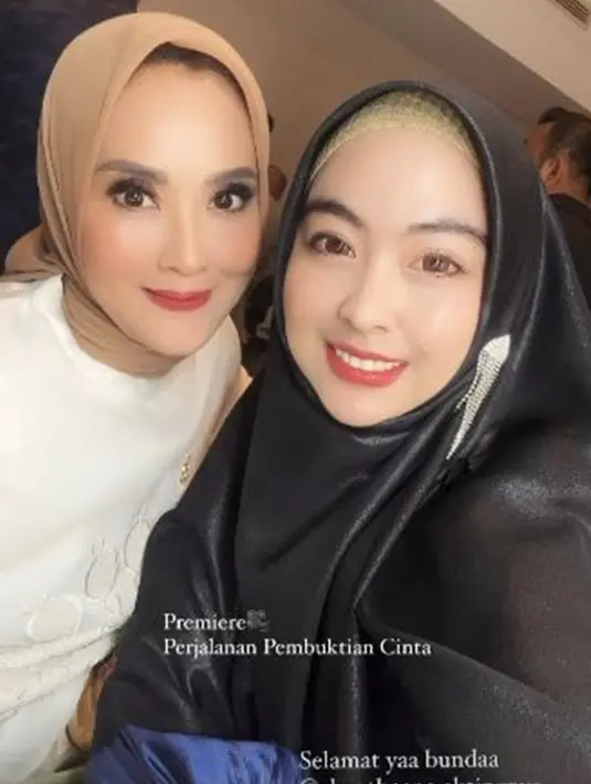 Potret Oki Setiana Dewi dan Shindy Putri di Gala Premiere Debut Film Teuku Ryan - Foto Liputan6.com