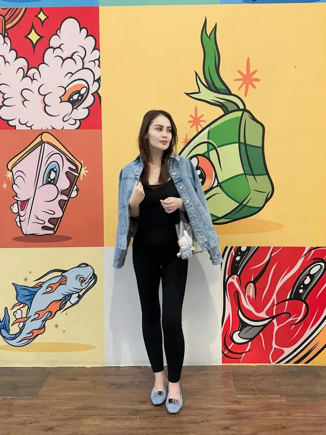 7 Potret Terbaru Jennifer Dunn Tampil Langsing Setelah Operasi Potong ...