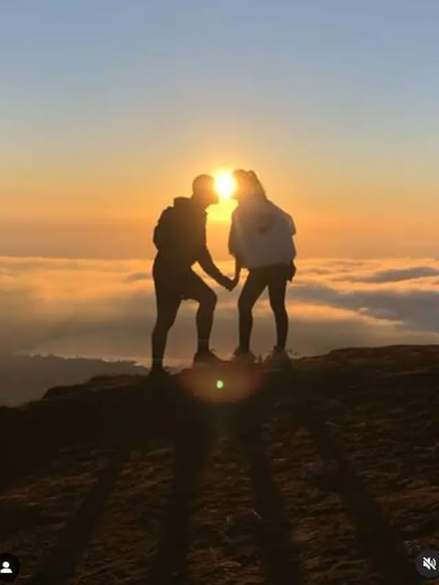 Pengalaman Baru, Ini 7 Momen Seru Ririn Ekawati dan Ibnu Jamil Mendaki ...